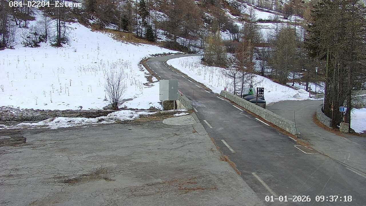 Webové kamery v okolí 44.25°S 6.75°V - meteoblue